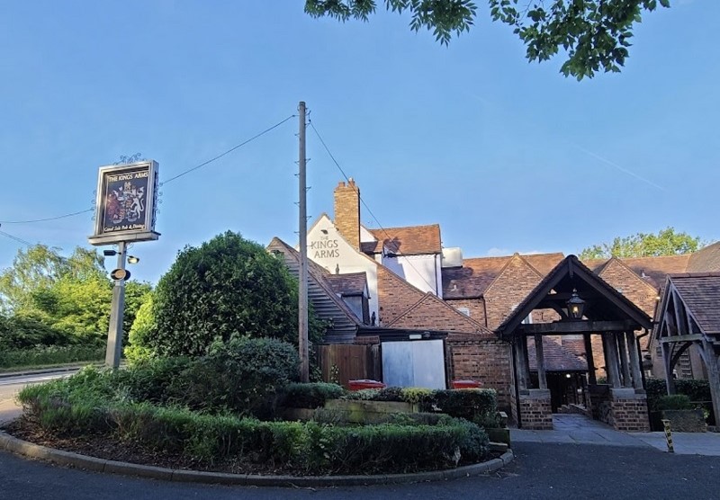 Popular Knowle pub set to relaunch | The Birmingham Press
